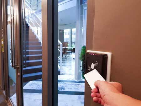 Secure Access with Keyless Electronic Locks | Armstrong Security
