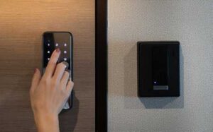 Secure Access with Keyless Electronic Locks | Armstrong Security