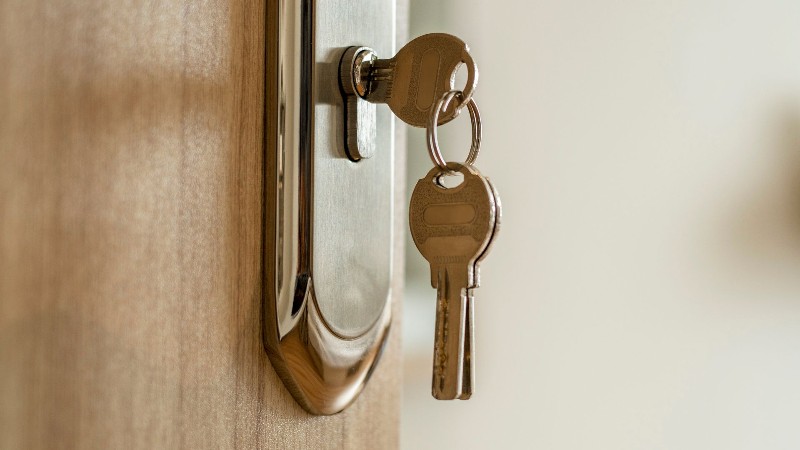 The right door locks for your home security | Armstrong